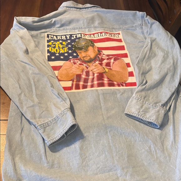 BADGER | Shirts | Mens Light Blue Larry The Cable Guy Denim Shirt ...